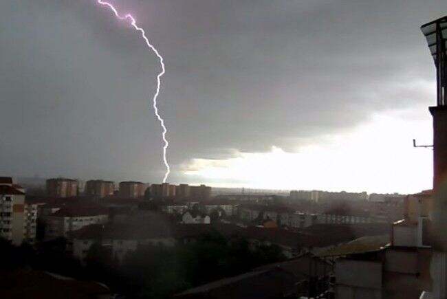 Imagini spectaculoase cu furtuna care a inundat Oradea - BIHON