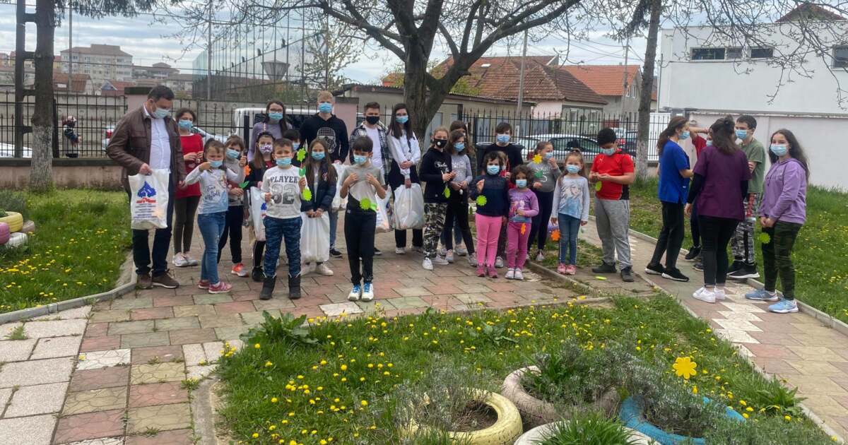 Pachete cu alimente de Paște - BIHON