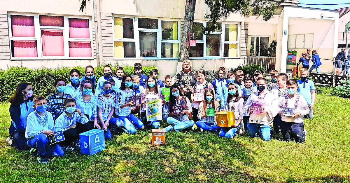 Elevii de la „Oltea Doamna”, la cea mai mare lecție virtuală transmisă ...