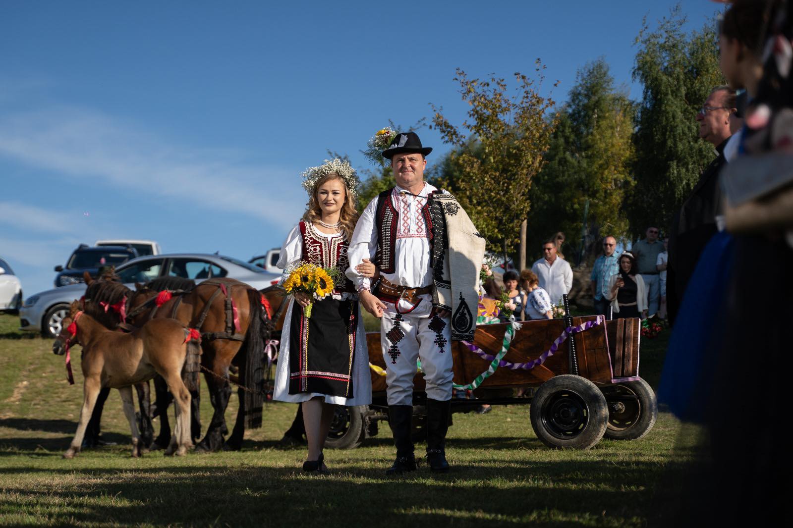 Deputatul Adrian Merka s-a căsătorit civil în stil tradițional slovac ...