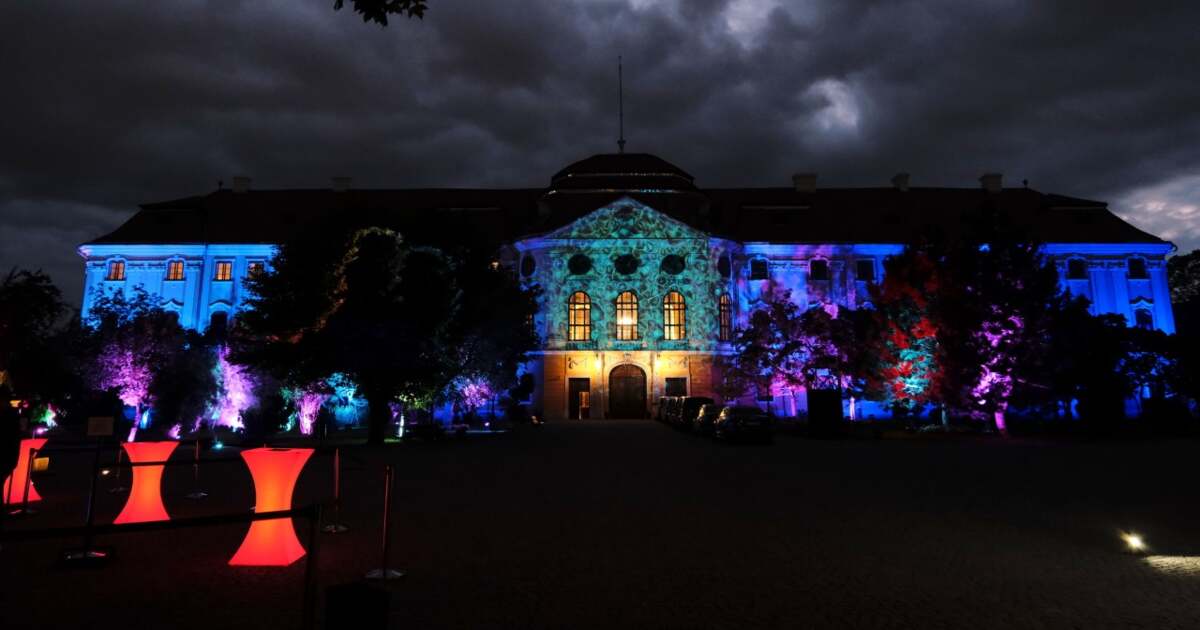 Palatul Baroc din Oradea, transformat într-un tărâm de poveste - BIHON