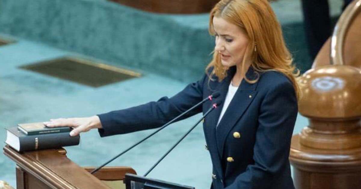 Arina Moș a depus jurământul în Senatul României. Concluziile după doi ...