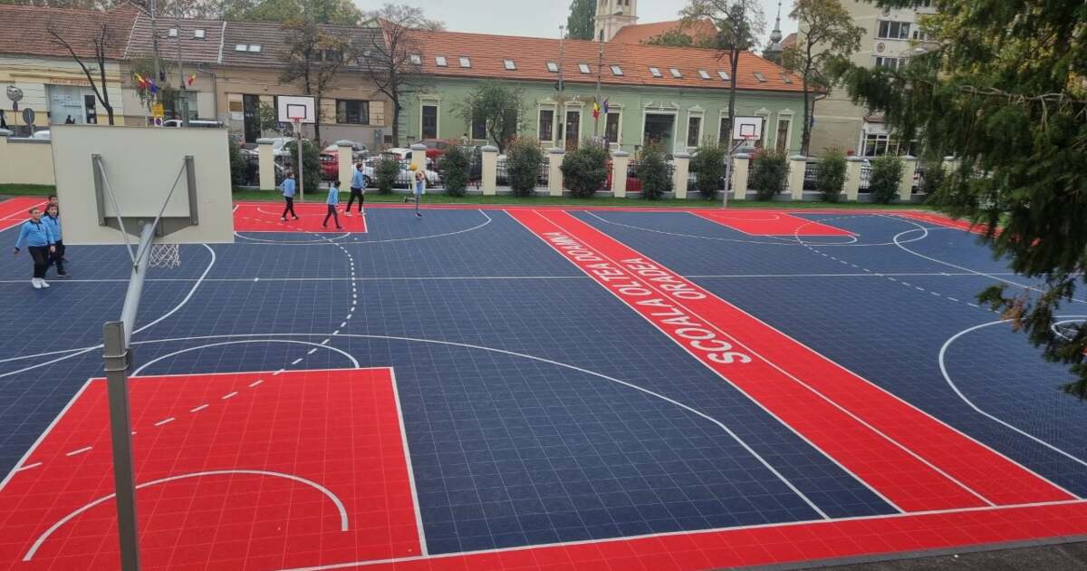 Teren nou de baschet la Școala Gimnazială „Oltea Doamna” - BIHON