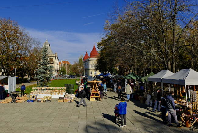 Târg de weekend în Parcul 1 Decembrie - BIHON