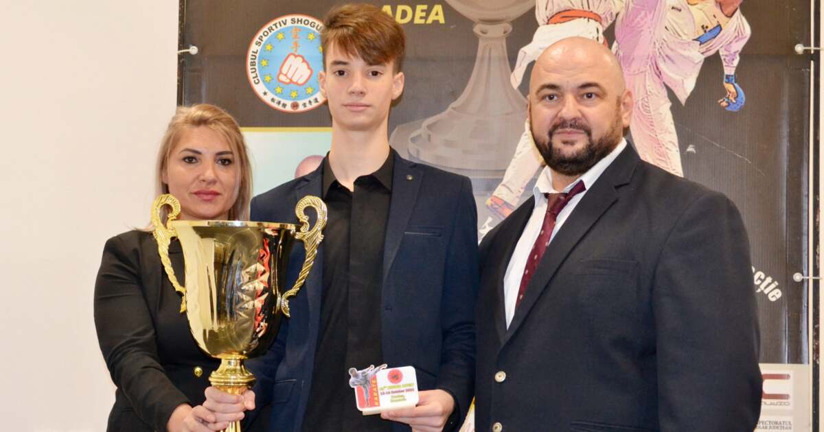 35 de ani de karate! Laureații CS Shogunul și ai Palatului Copiilor ...