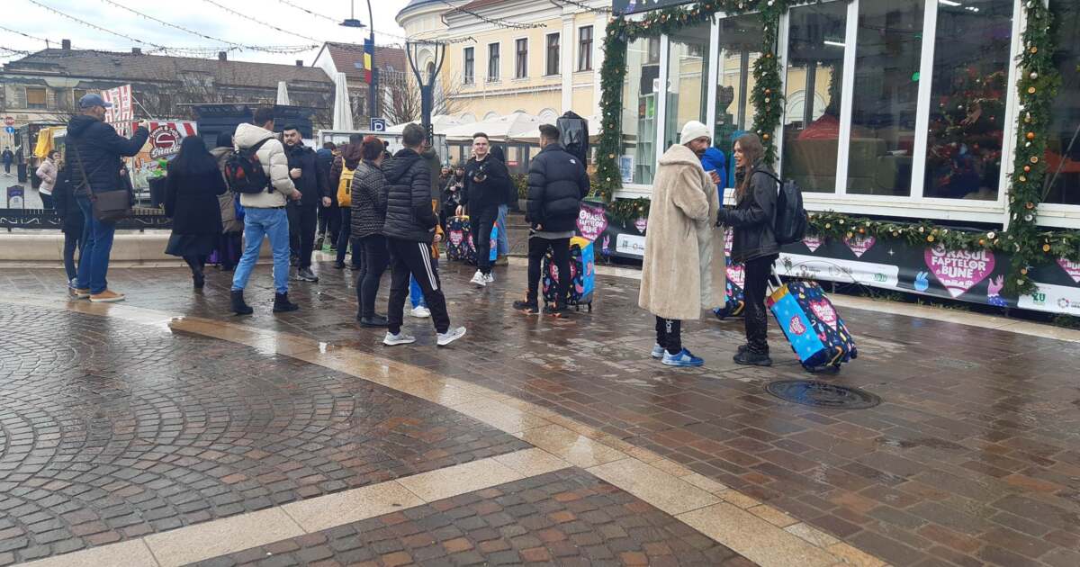 FOTO: Vedetele au ajuns la Casa Zu din Oradea 16.12.2022 - BIHON