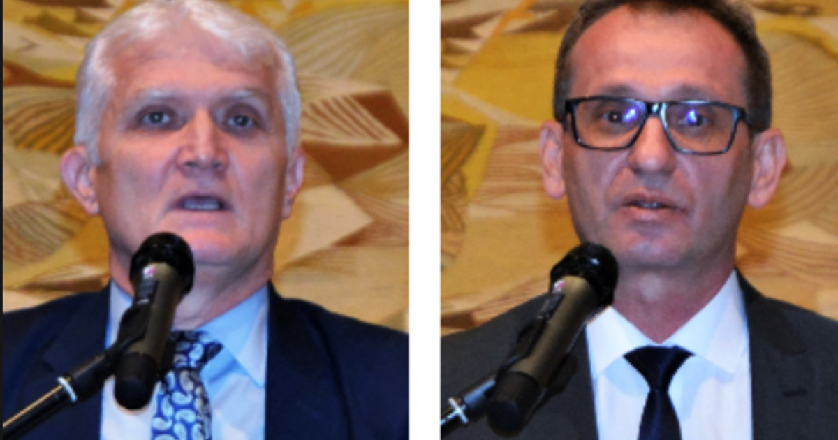 Istoricii Gabriel Moisa şi Sorin Şipoş prezintă două volume ştiinţifice ...