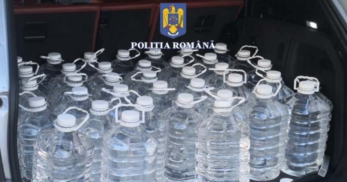 Peste 200 de litri de alcool etilic, nemarcat, confiscați de polițiștii ...