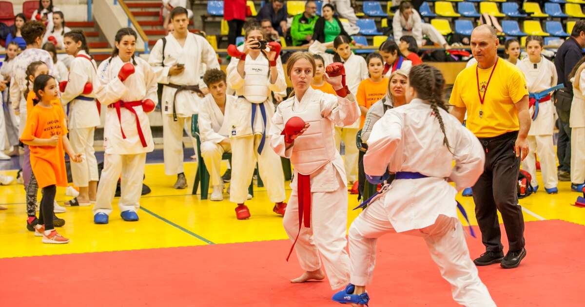 Medalii pentru karateka orădeni la Cupa Cupelor - BIHON