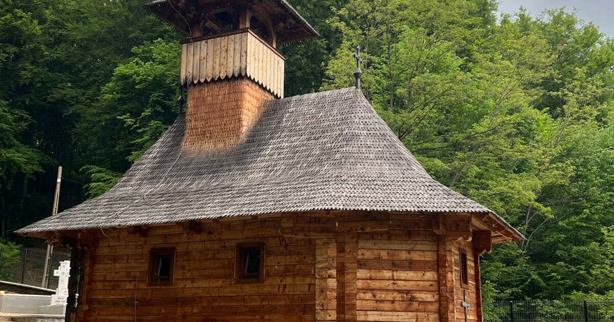 TÂRNOSIREA (SFINȚIREA) BISERICII DE LEMN CU HRAMUL „ÎNĂLȚAREA DOMULUI ...