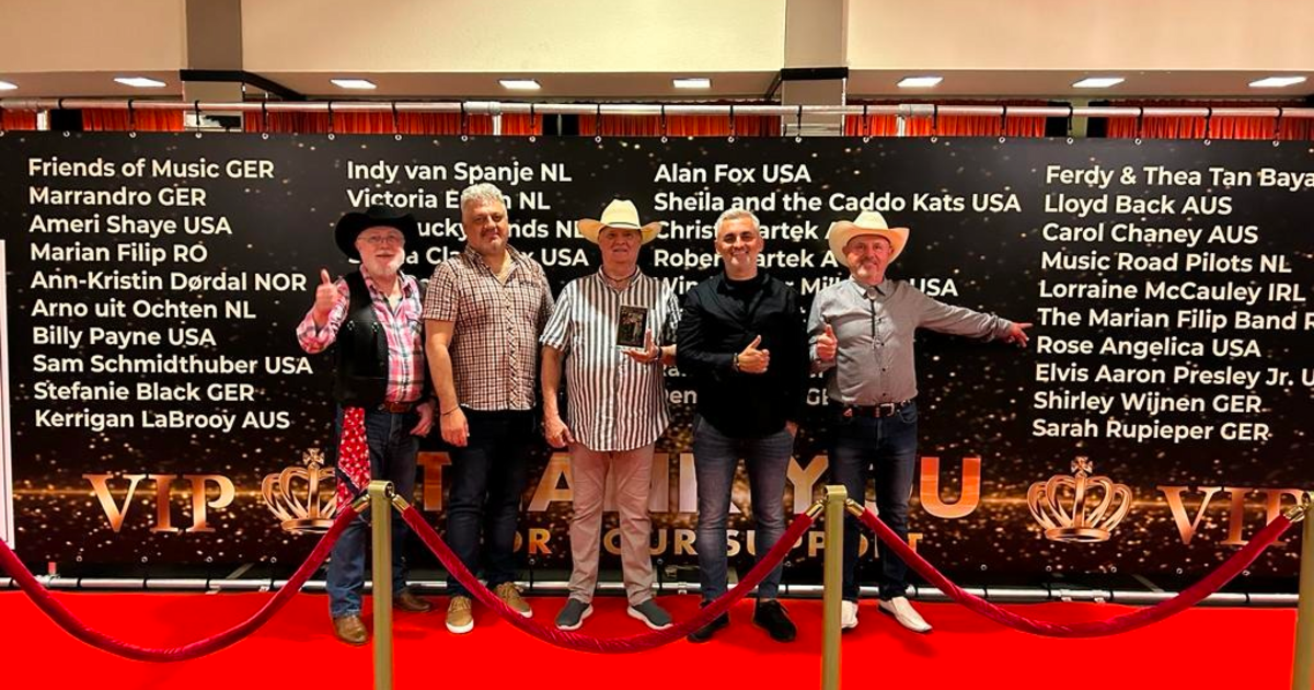 Marian Filip şi Anisia, premiul Best Duo of the Year la Red Music ...