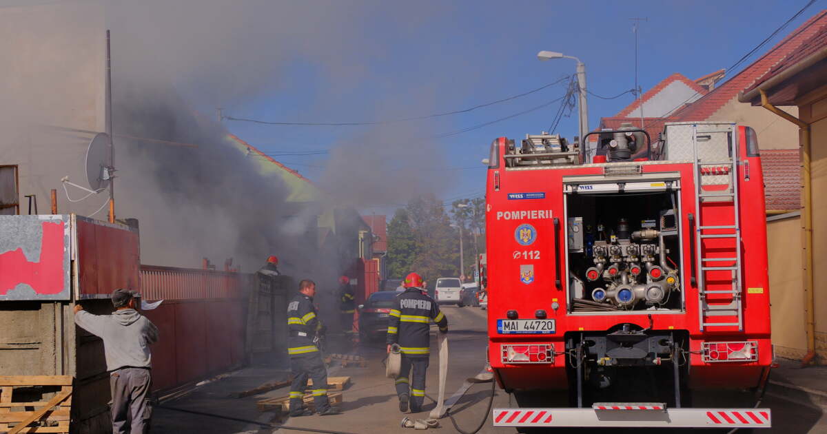 FOTO: Incendiu la fostul depozit Tiger Amira, 20.09.2023 - BIHON