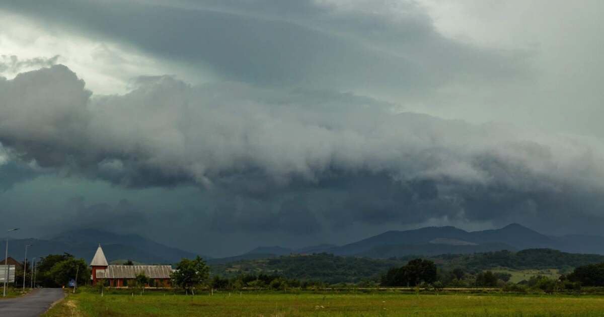 Cod Galben de furtuni cu descărcări electrice în județul Bihor - BIHON