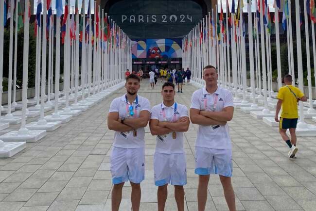 Poloiștii tricolori au ajuns la Paris și s-au antrenat cu echipa ...