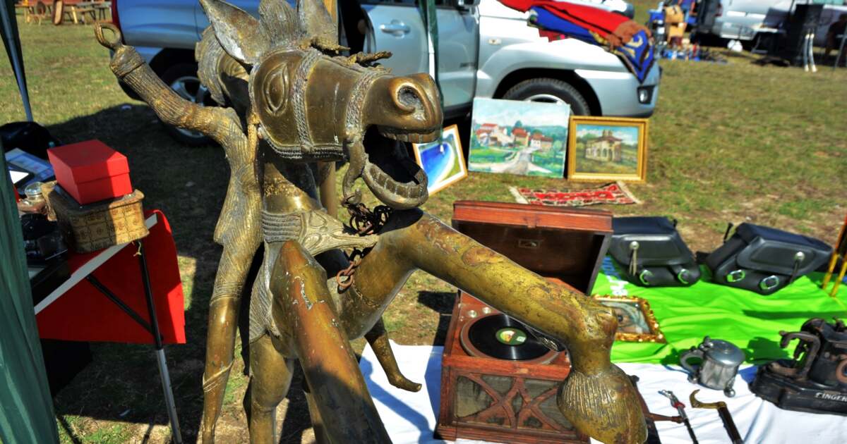 În weekend, la Biharia: Târg de antichităţi şi produse locale ...