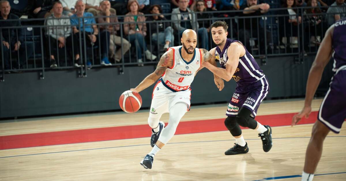 CSM CSU Oradea a debutat cu o victorie categorică în turneul de ...