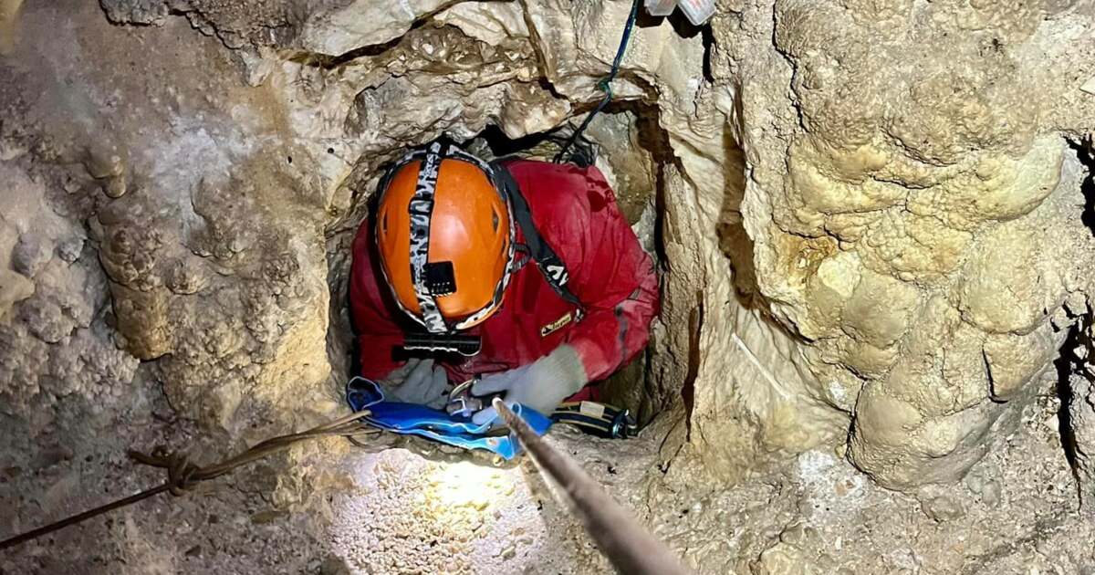 "Grind 2024", tabără în cea mai adâncă peşteră din România - BIHON