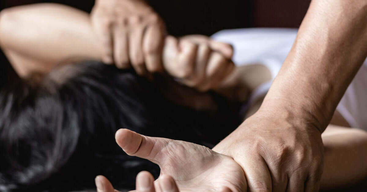 Un bărbat care și-a violat concubina de 16 ani, condamnat de Judecătoria Salonta la peste 9 ani ...