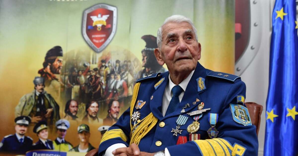 Șase persoane reținute de DIICOT pentru trădare. Ar fi negociat cu ...