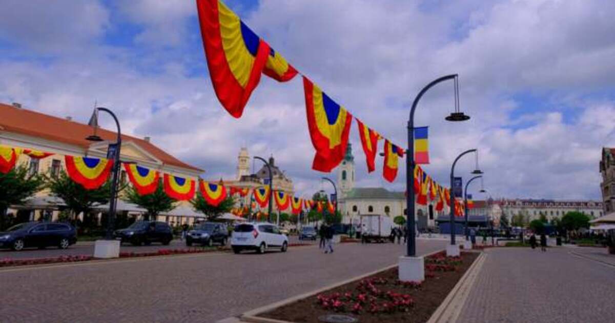 106 ani de la eliberarea orașului Oradea: parada militară cu 100 de ...