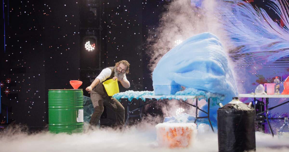 Profu' Zăpăcit a făcut un show exploziv şi a luat 4 de „Da” la Românii ...