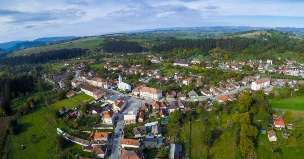 Comuna Bratca, un colț de rai ascuns în Munții Apuseni, la limita ...