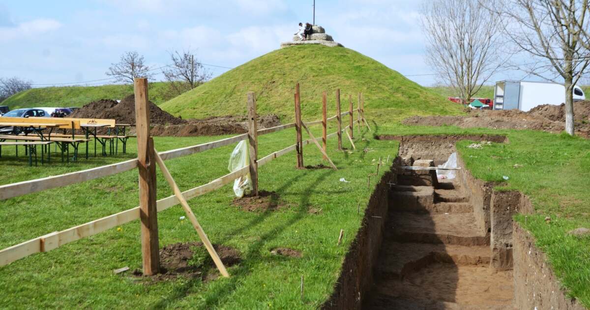 Cercetările arheologice din Cetatea Biharia au scos la lumină amprenta ...