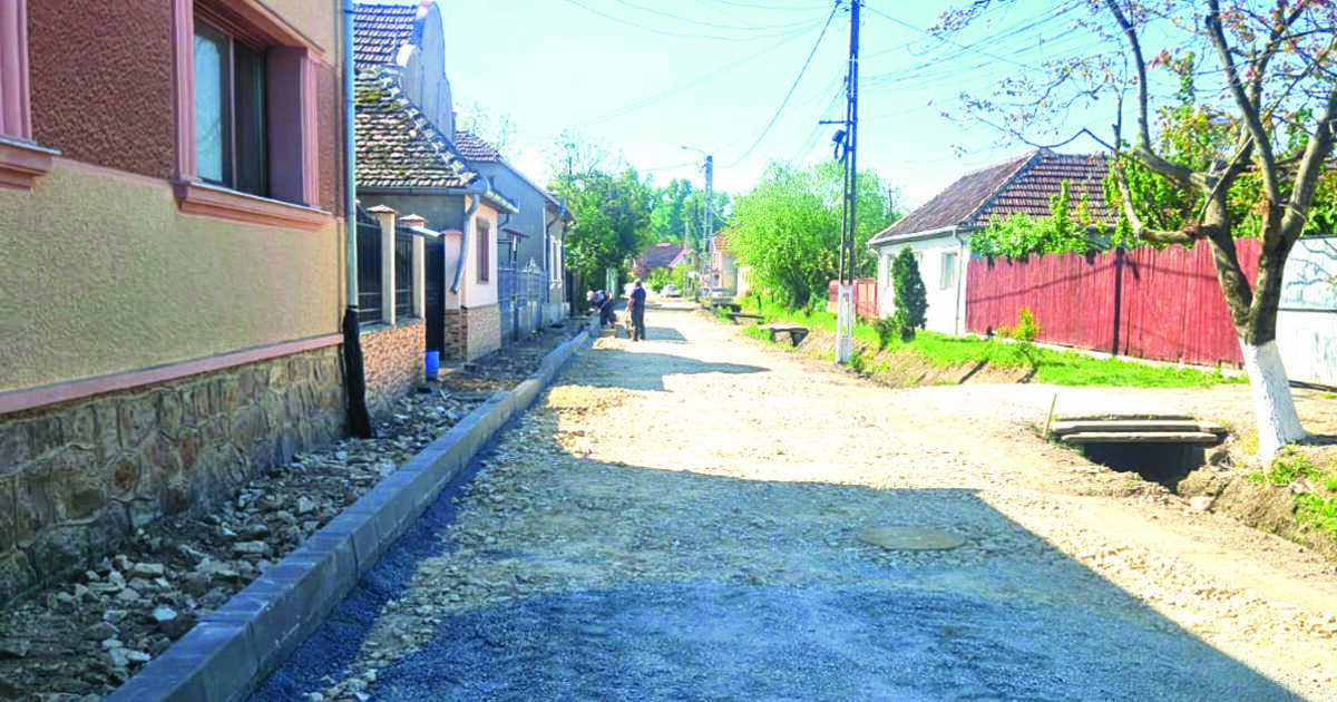 Mai multe străzi din comuna Tinca vor fi modernizate. Valoarea ...
