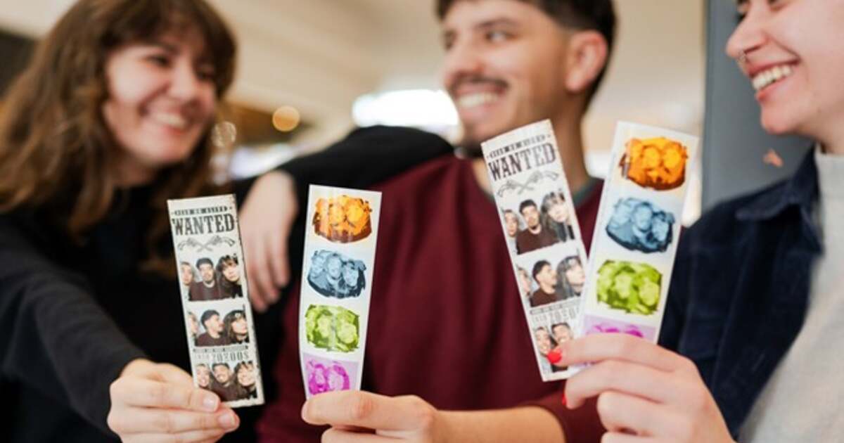 Amintiri instant la cabina foto BW Photo Booth din Lotus Oradea - BIHON
