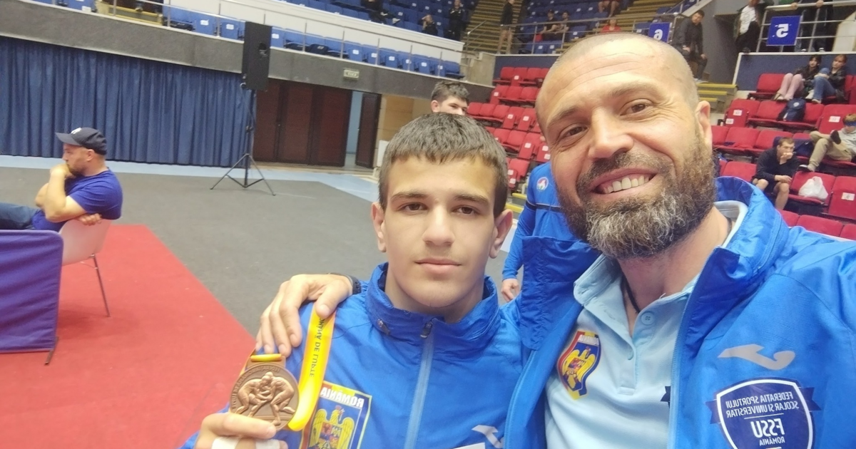 Pe podium la turneul internațional de lupte „Constantin Alexandru & Ioan W. Popovici" din ...