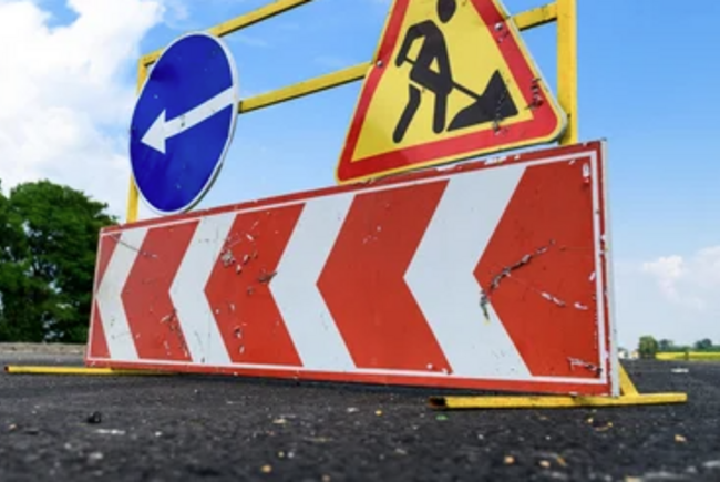 Se închide circulația pe sub podul Decebal. Compania de Apă înlocuiește ...