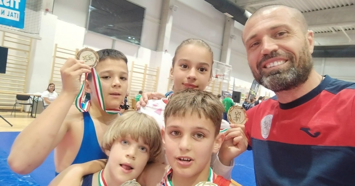 Cei mai mici luptători orădeni, pe podium la Memorialul Fodor István ...
