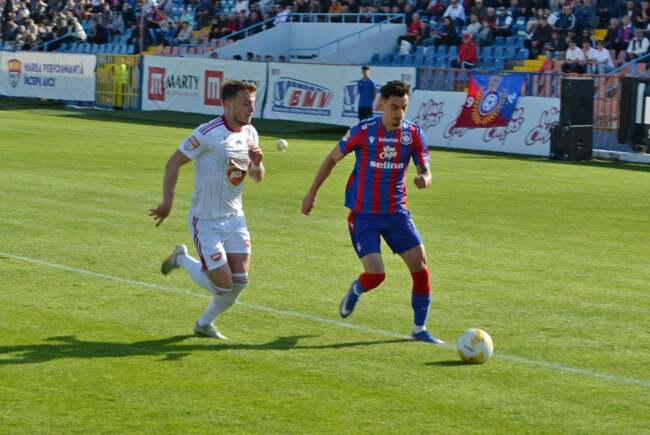 Nici Albert Stahl nu mai continuă la FC Bihor Oradea. Va evolua în ...
